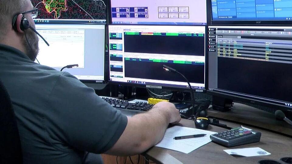 You can now report emergencies by texting 911 in Muhlenberg County ...