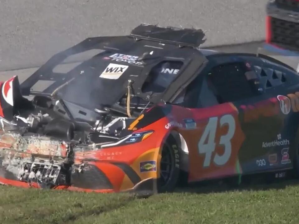 Erik Jones transported to hospital after NASCAR Talladega crash