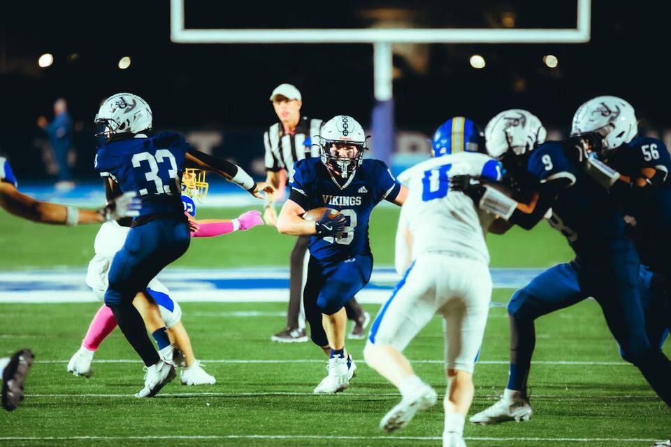 Staten Island HS football: Sea gets tough down the stretch, downs ...