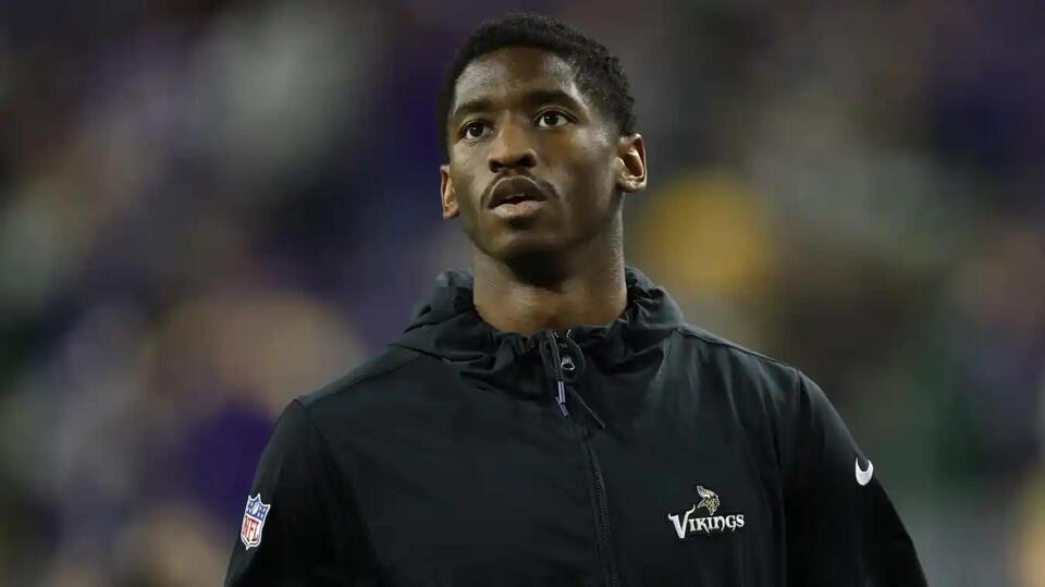 Vikings Cut Fan Favorite WR After Jordan Addison’s Return - NewsBreak