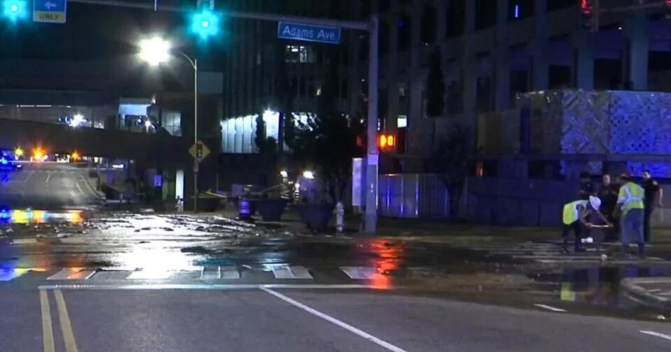 WATCH: Major streets in downtown Memphis closed due to flooding, road ...
