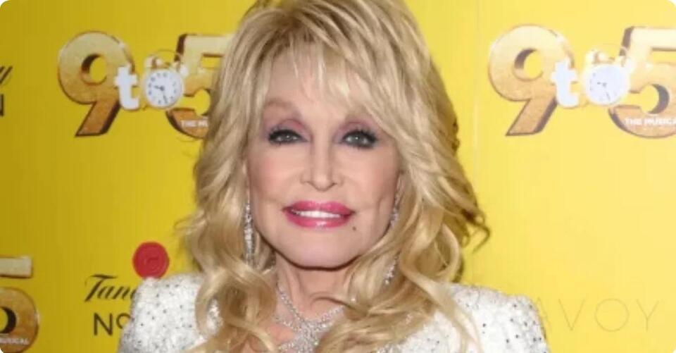 Dolly Parton Hits Tabloids Over Rumors Of Wedding To Secret Lover ...