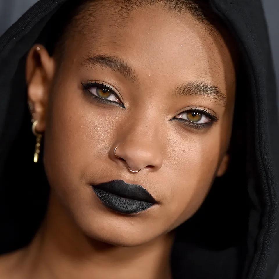 I've Never Seen Willow Smith In Such a Normie Hairstyle - NewsBreak