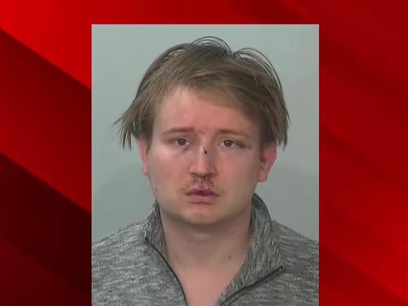 Fort Wayne man wanted for 27 felony charges, convinced overseas ...