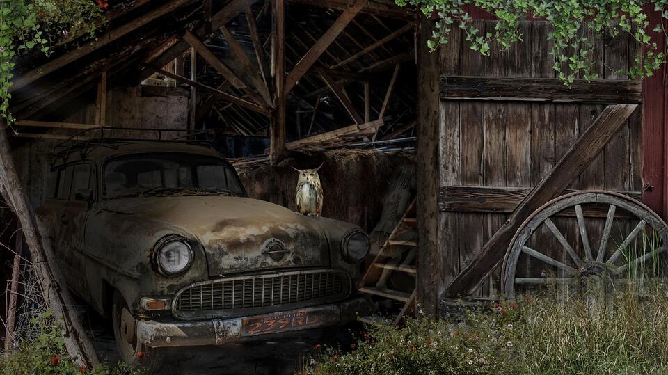 Why Barn Finds Are Still Breaking Auction Records in 2025 - NewsBreak