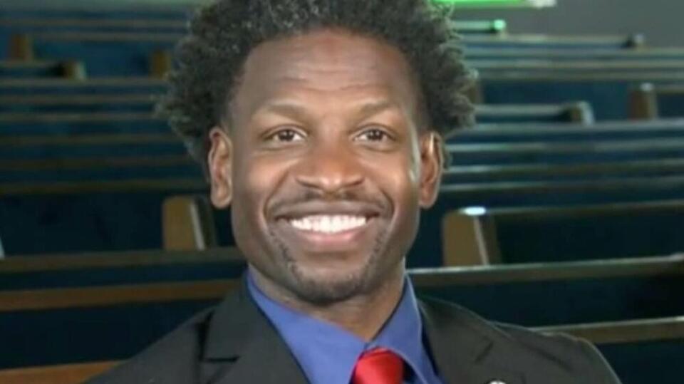 Pastor Sewell: Obama and Biden Ignored the ‘Hood’ – Trump Showed Up ...