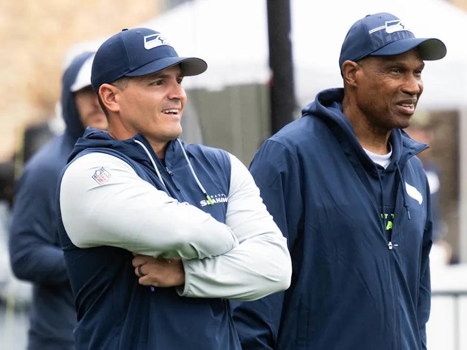 With Seahawks Coach Mike Macdonald & Wife, Stephanie, Expecting Birth ...