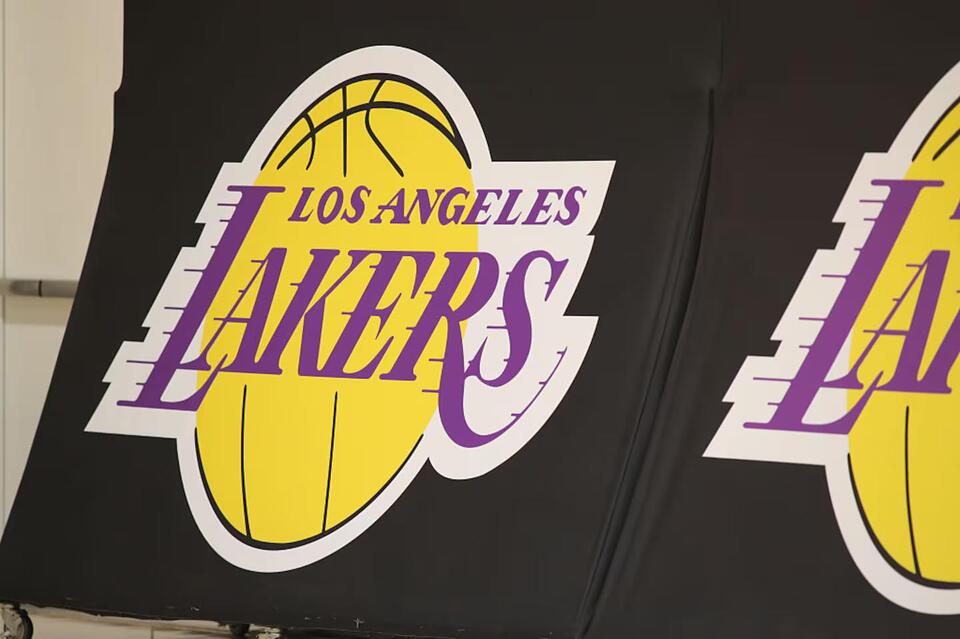 Report: Lakers President of Business Operations Tim Harris to leave ...