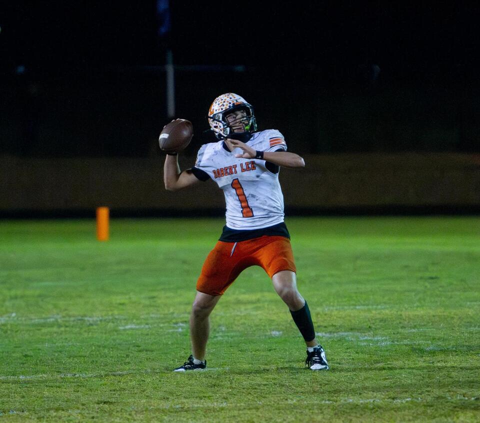 Live updates: Week 10 high school football scores in San Angelo and ...