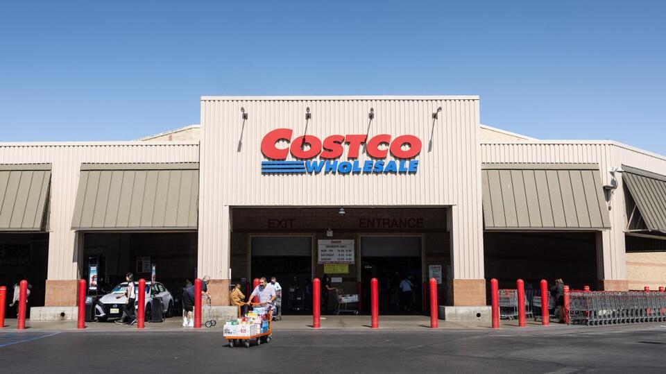 A New $7 Bakery Find at Costco Is Already Winning Fans - NewsBreak