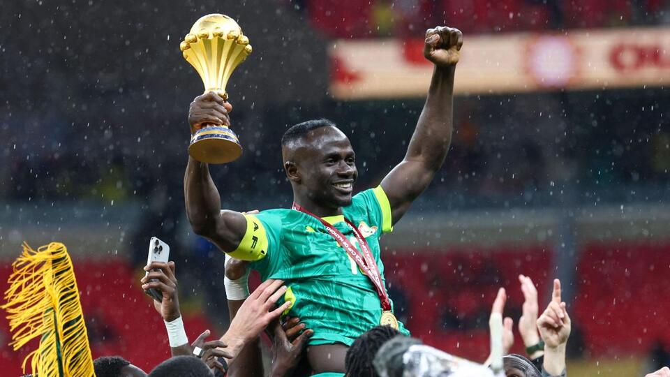 Cristiano Ronaldo, Al-Nassr Give Sadio Mane After Senegal's AFCON ...