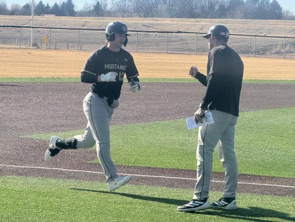 SMSU baseball earns NSIC victory and completes sweep with non ...
