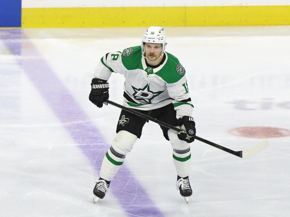 Steel the Shootout Hero For Stars in Preseason Opener Against Blues ...