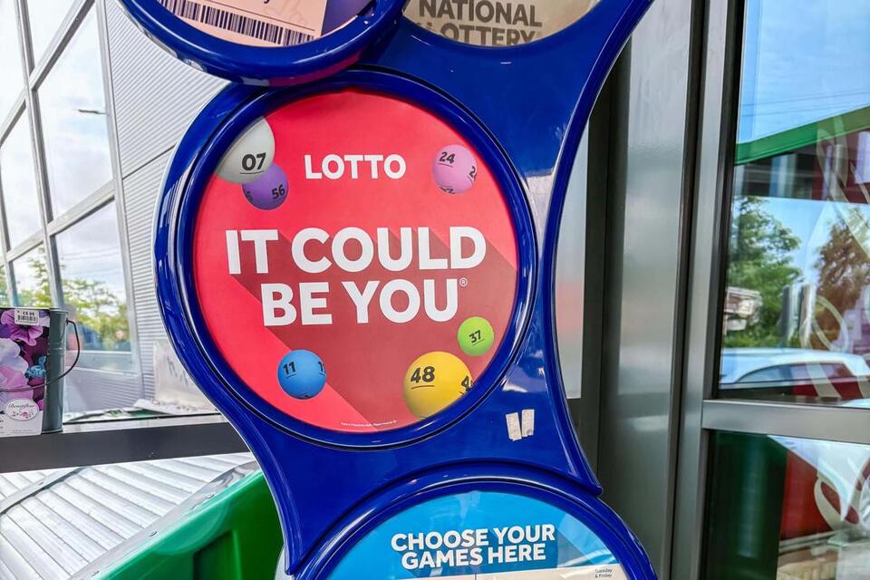 Single lottery player scoops £13.3 million in ‘must-be-won’ jackpot ...