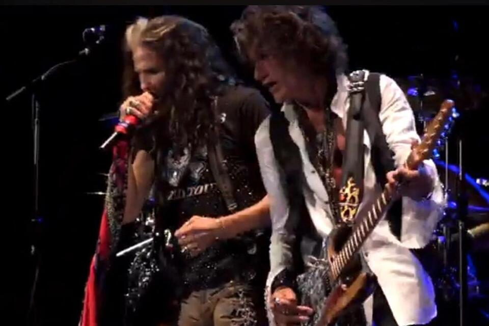 Steven Tyler & Joe Perry Live - NewsBreak