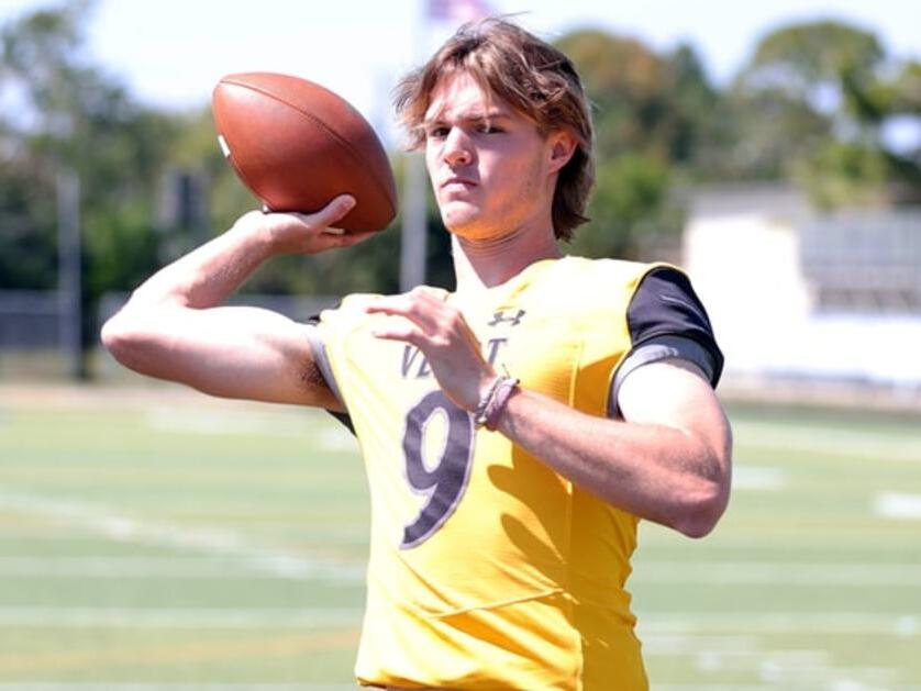 Michigan QB Recruit Carter Smith Gets High Praise From Ex-Wolverine ...