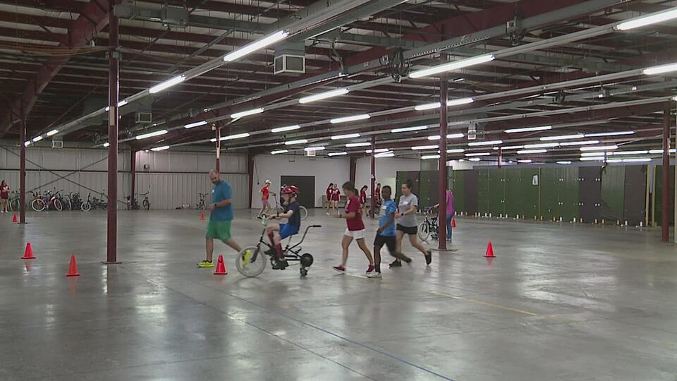 'I Can Shine Bike Camp' in East Moline helping those with different ...
