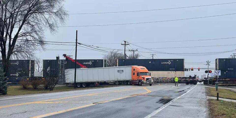 Train hits semi-truck stalled on tracks in Perrysburg Twp.