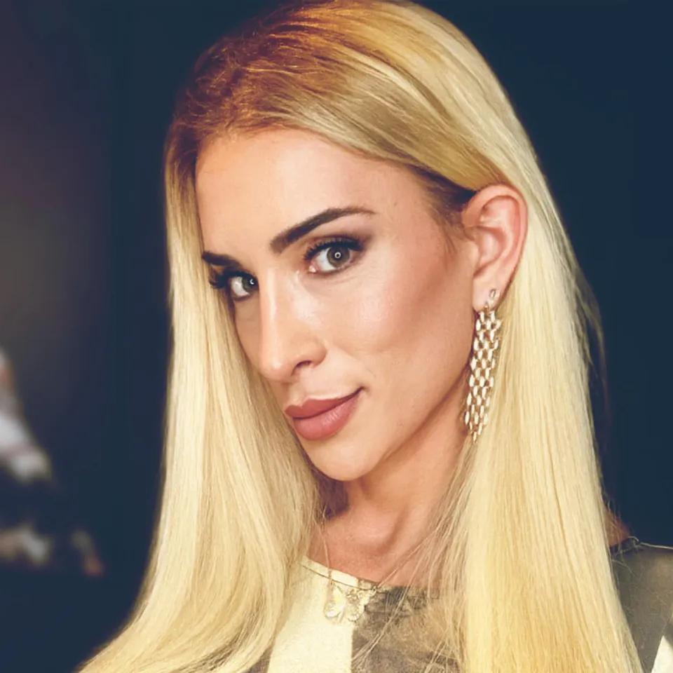 After 10 Years, Trans Wrestler Gabbi Tuft Is Returning to the Ring as ...