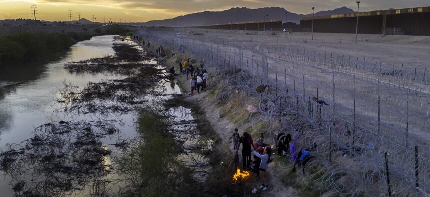 New anti-immigration laws' real focus is the U.S. Supreme Court, report ...