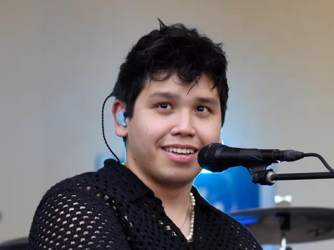 Who is Clinton Kane and did he date Brooke Schofield?