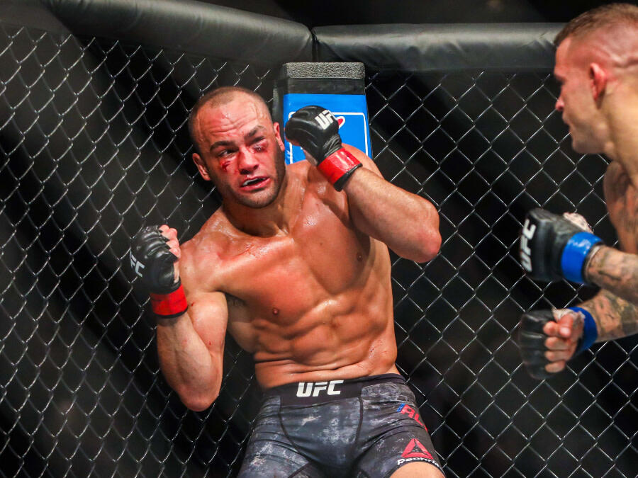 UFC Full Fight: Relive Dustin Poirier's Beatdown Of Eddie Alvarez In ...