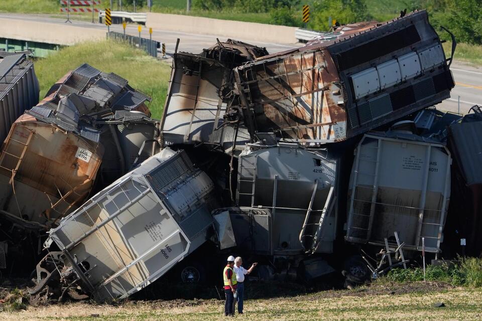 One dead and another injured after train strikes semi-truck in Iowa ...