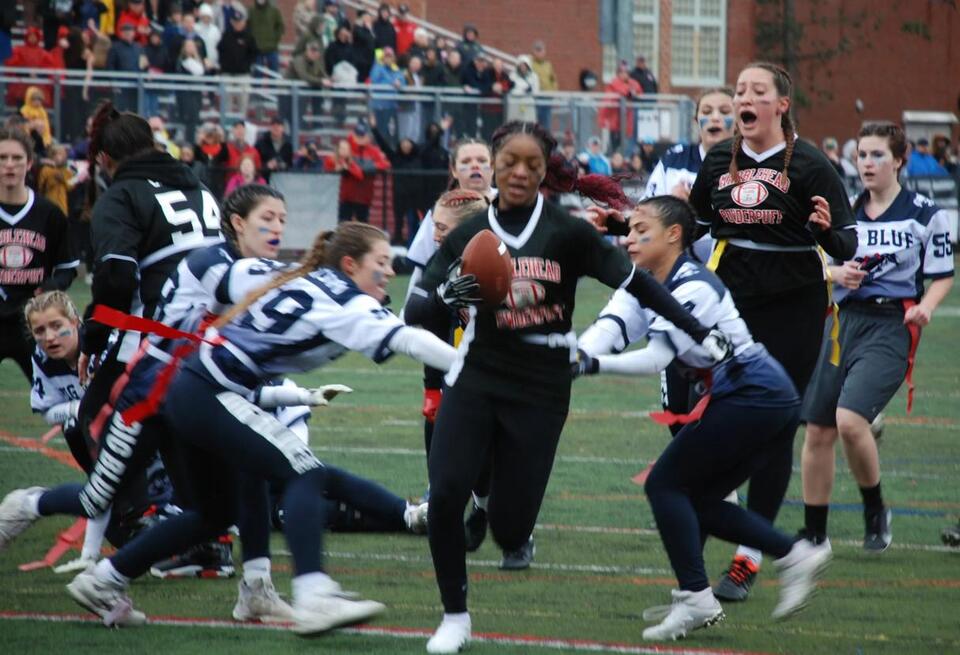 POWDERPUFF SPOTLIGHT: Track star Le’Daisha Williams makes her mark on ...