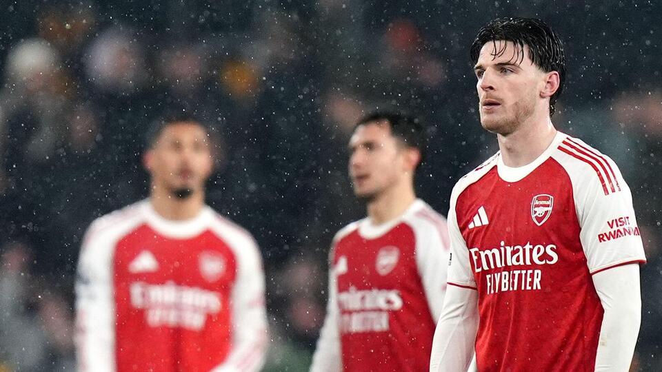 Arsenal and Arteta are bottling the Premier League title again after ...