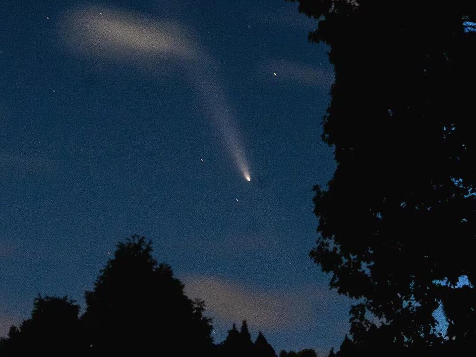 Tsuchinshan–ATLAS comet, which last passed 80,000 years ago, visible ...