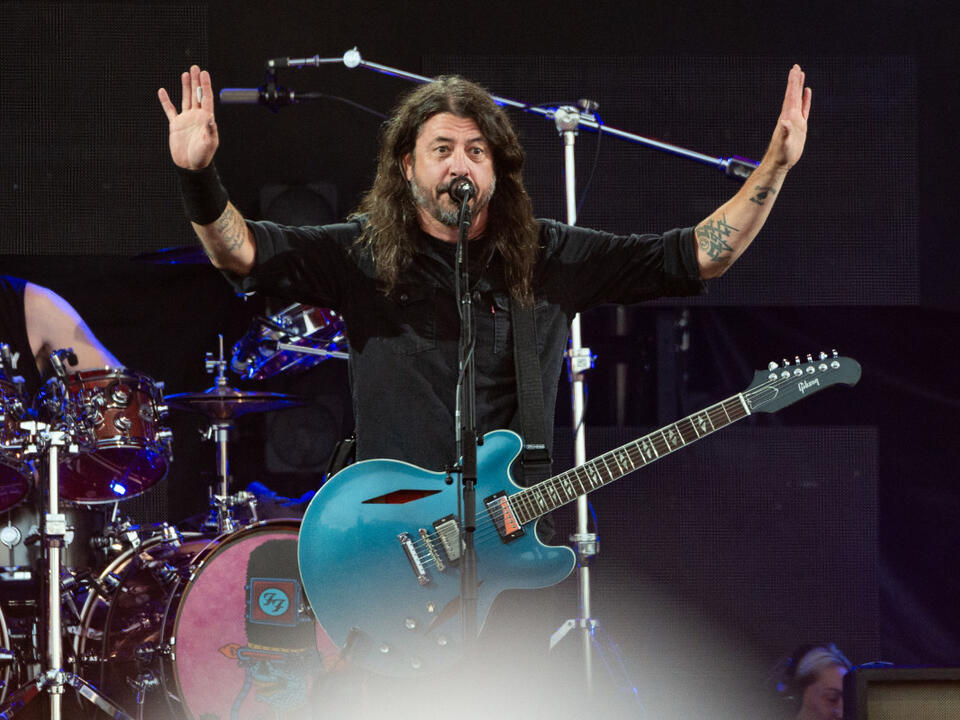 Foo Fighters Cancel Music Festival Show Amid Dave Grohl's Cheating Scandal