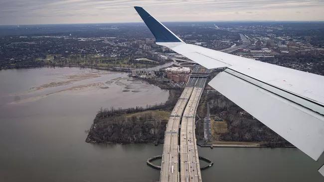 Plume-Like Cloud 'Shot' In Front Of Airplane Before Severe Turbulence ...