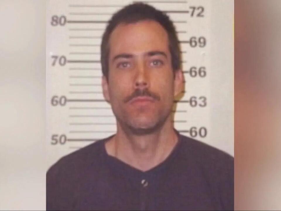 Celebrating 70 years: Former anchor Jay Siltzer breaks news of Eric ...