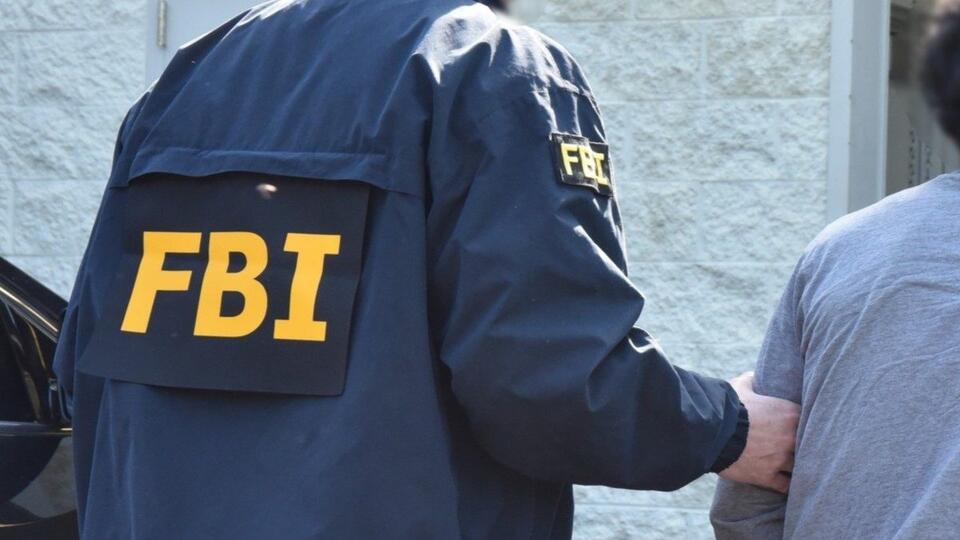Federal Agents Raid Alleged Illegal Gambling Operation at Southern ...