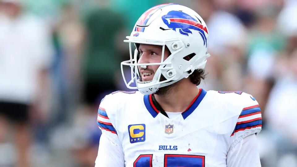 Bills QB Josh Allen Calls Out Rookie’s ‘Terrible’ Move - NewsBreak