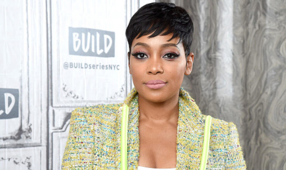 Fans Send Prayers To Monica After Video Appears To Show Her Fainting At ...