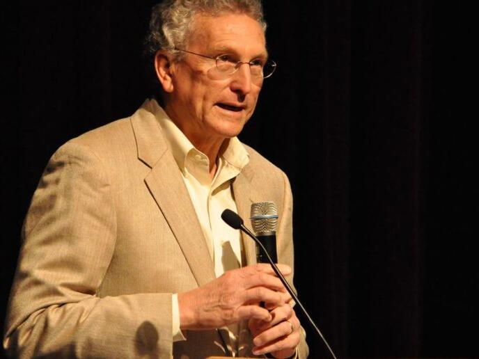 Lehigh athletic director Joe Sterrett announces retirement