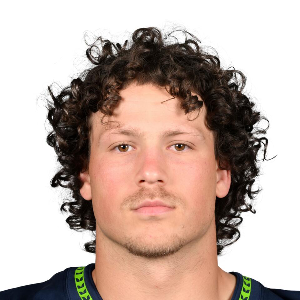 Drake Thomas (shoulder) off injury report for Super Bowl - NewsBreak