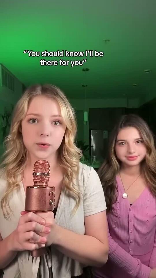 A young singer goes viral for her song about her sister 10 years later ...