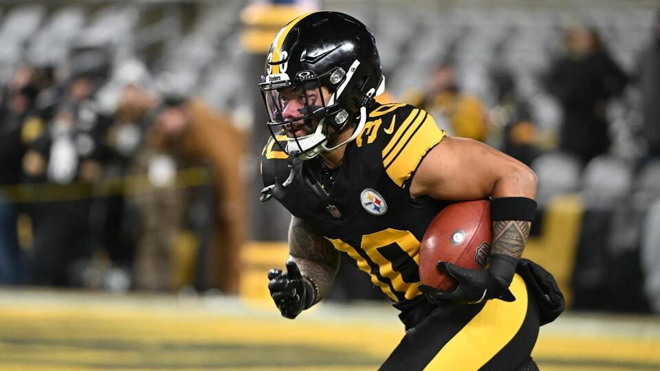 Self-learning AI releases NFL picks, score predictions every Week 17 ...