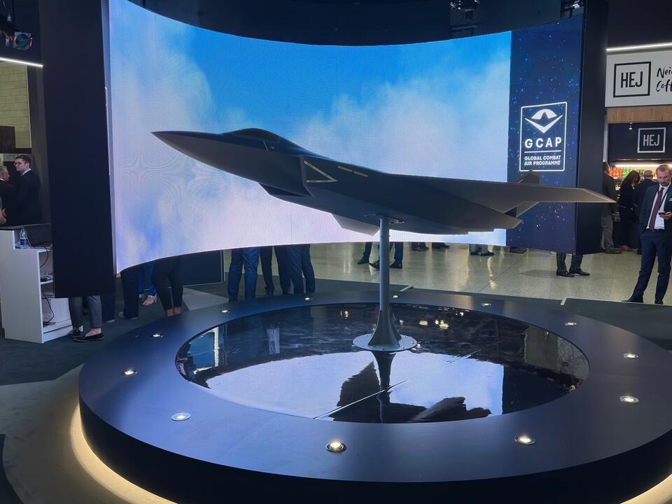 New UK government declines to take position on GCAP fighter program ...