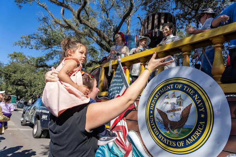 Legion of Mars Brings Patriotism to Mardi Gras in New Orleans - NewsBreak