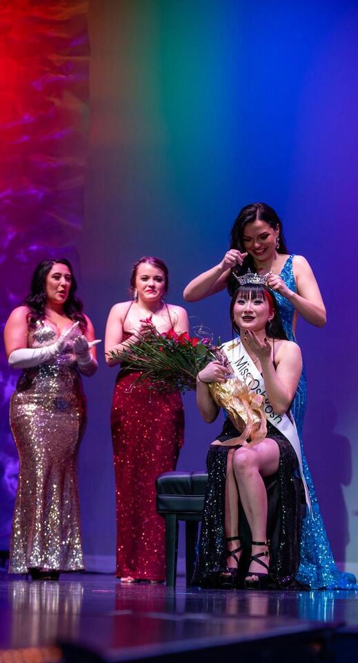 Rapids native crowned Miss Oshkosh - NewsBreak