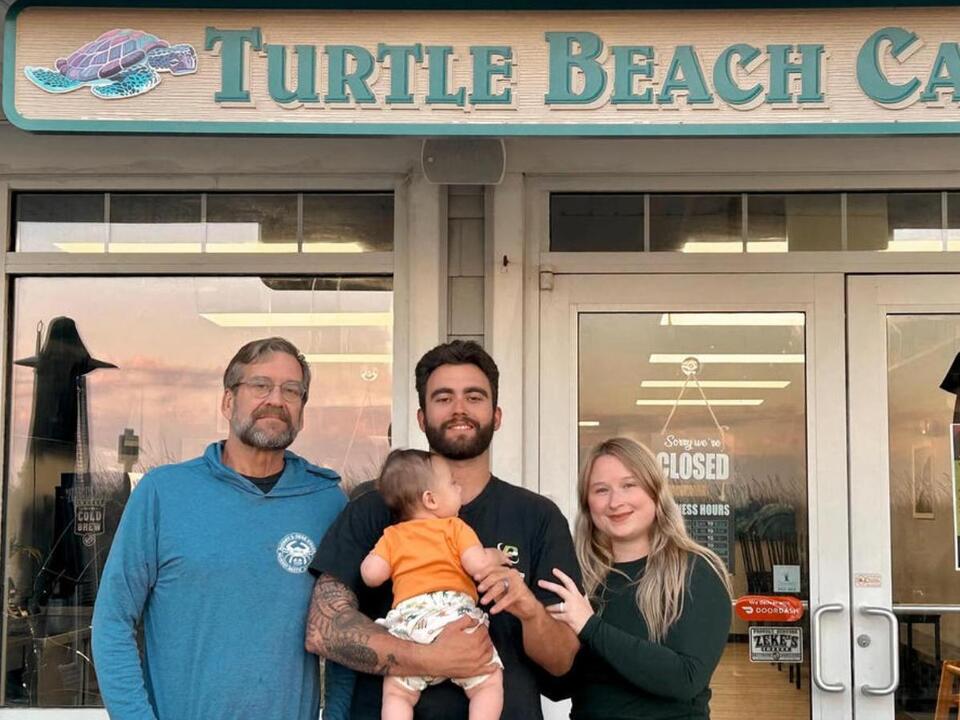 Beloved Turtle Beach Cafe wants to stay, landlords give them the boot