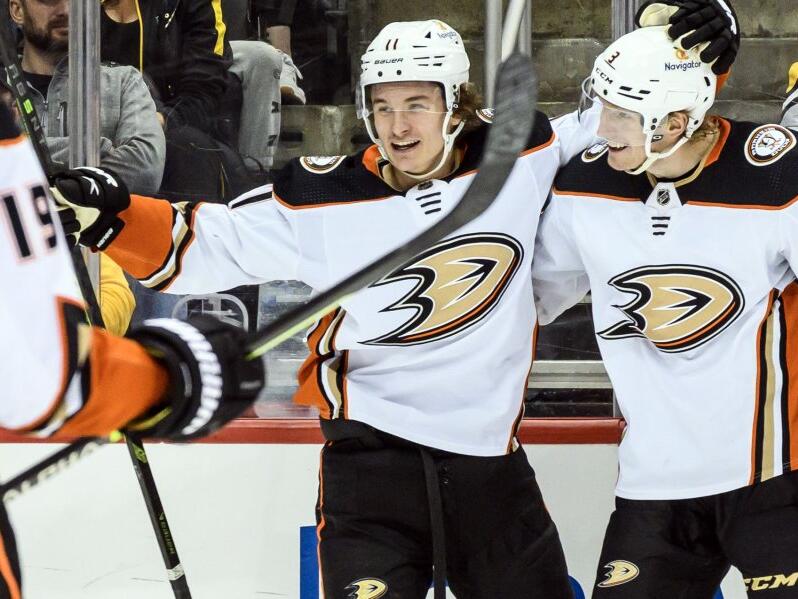 Watch: Anaheim Ducks' Trevor Zegras out after awkward fall