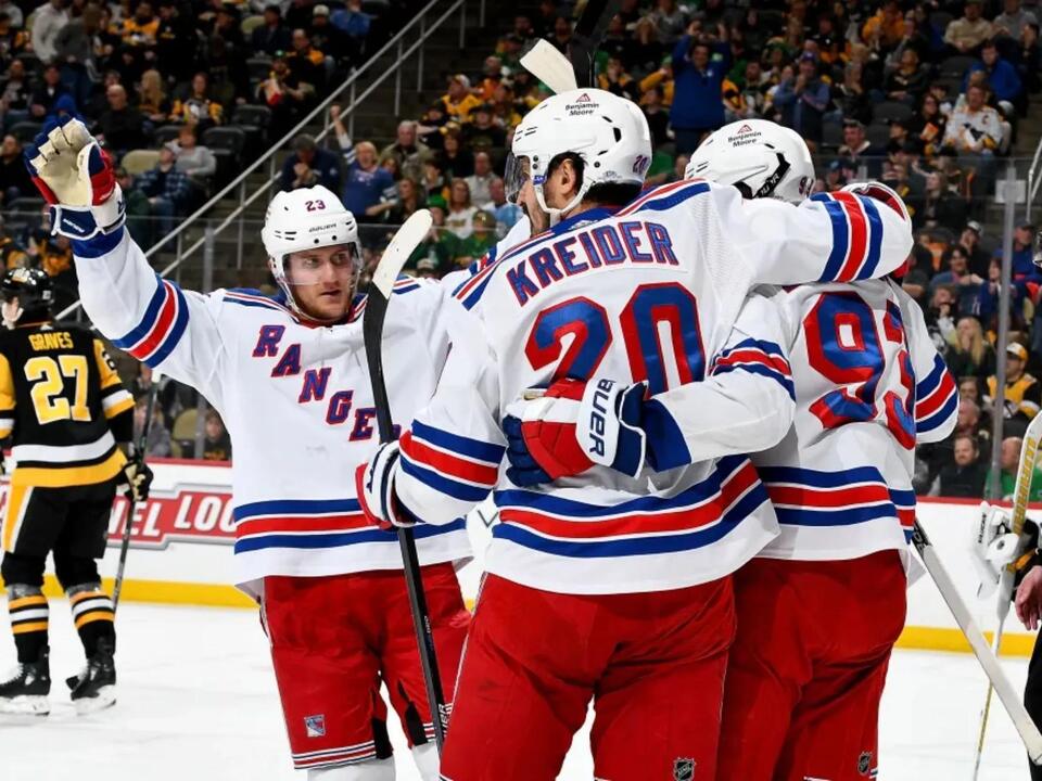Rangers’ offense, power play come to life in victory over Penguins