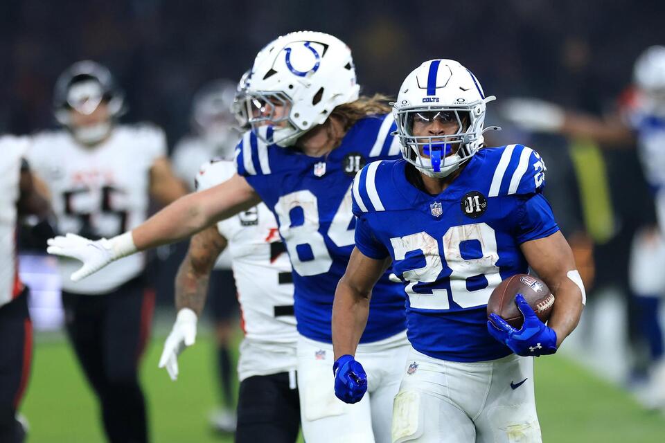 Colts Jonathan Taylor is best RB in NFL & on a Hall of Fame track; why ...