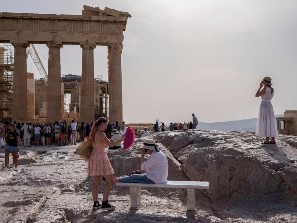 Greece heatwave: Warning for tourists after four dead and more missing ...