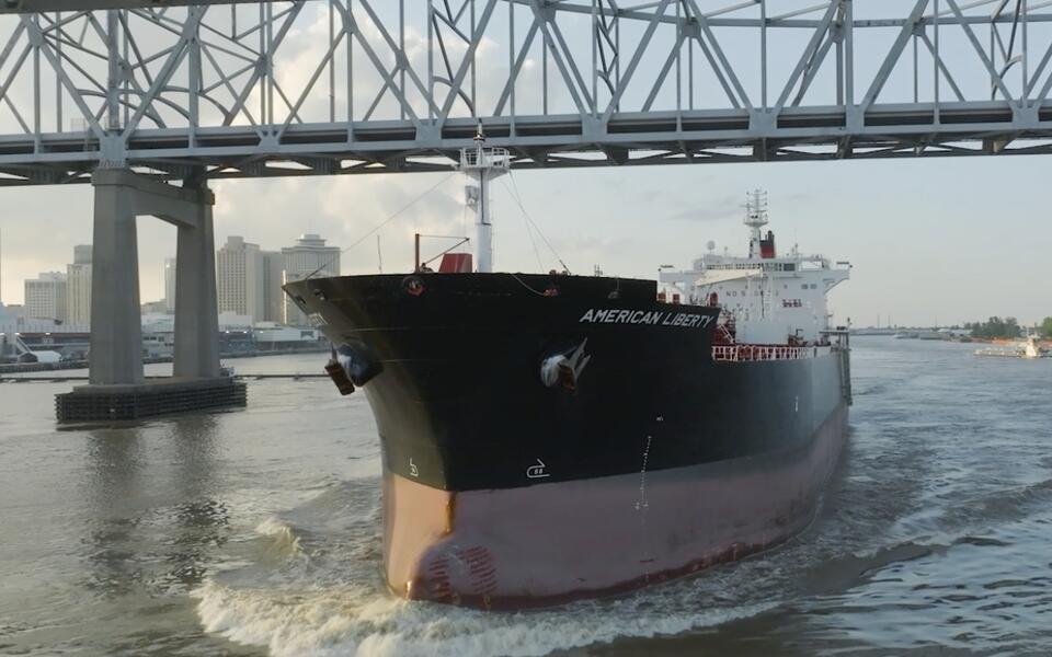 US bridges are frequently struck by ships and barges - NewsBreak