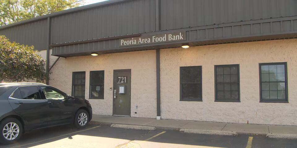SNAP benefit changes concern Peoria food pantry - NewsBreak